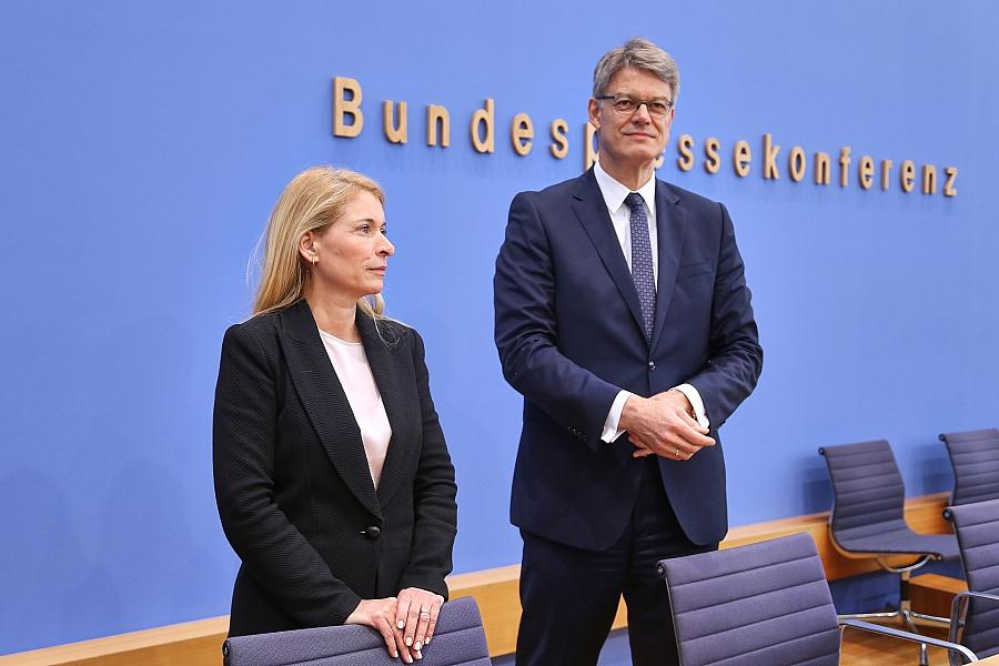 Evelyn Palla wird neue Chefin der Deutschen Bahn – Dirk Rompf soll DB ...