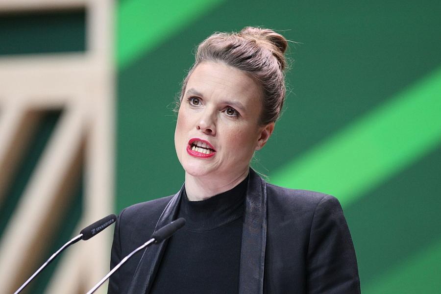 EVP könnte mit Rechten im EU-Parlament abstimmen – Grüne fordern Merz ...