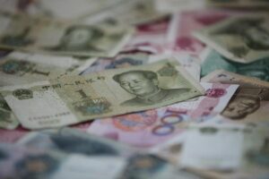 IW-Studie: Chinas Währungspolitik kostet Deutschland Milliardenwachstum ...
